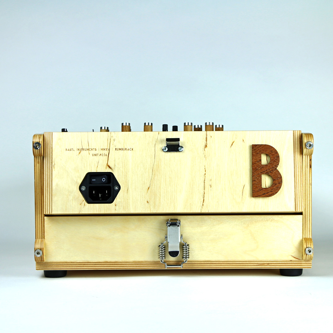 bastl-instruments-rumburak-rear2-1000 – soundrope